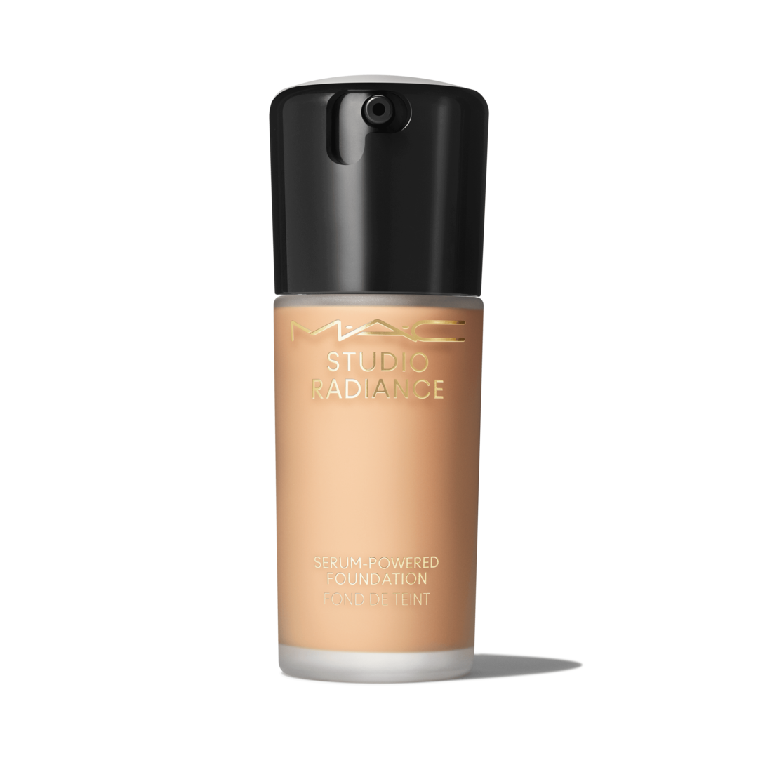 Base L quida Hidratante Studio Radiance Serum Powered MAC Brazil E Base L quida Hidratante Studio Radiance Serum Powered MAC Brazil E