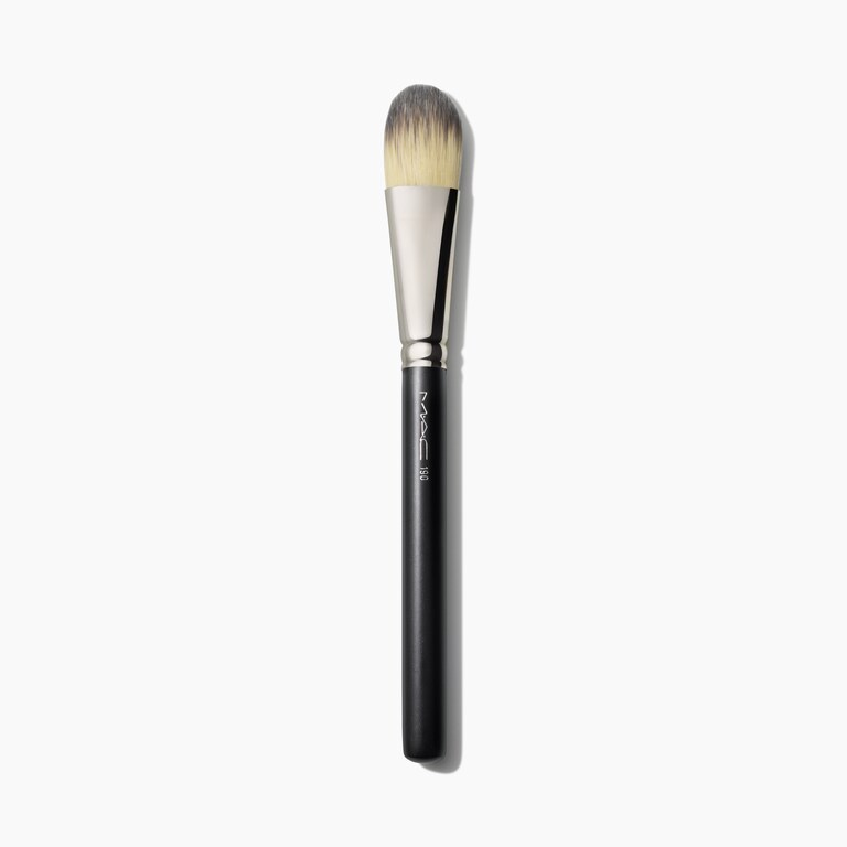 Gesichtspinsel | Foundation-Pinsel | MAC Cosmetics – Offizielle Website